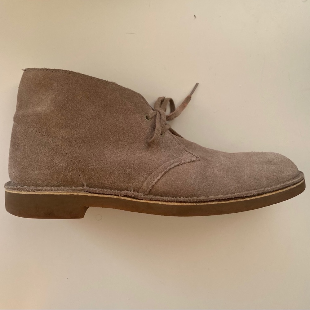 Clarks Suede Tan Bushacre Chukka Boot - Gem